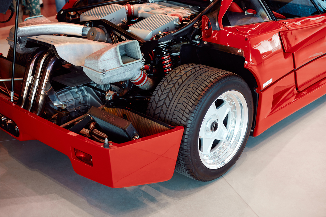 What Engine Is In The Ferrari F40? - AW Italian Auto Parts